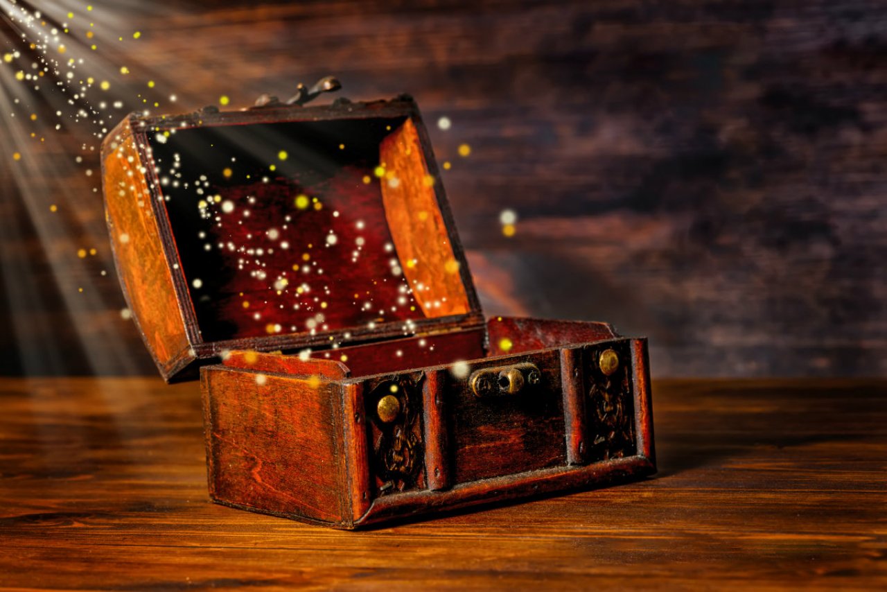 HOW TO MAKE INTENTIONS FOR THE REIKI BOX | Blog Reiki | Cristian Vasilescu